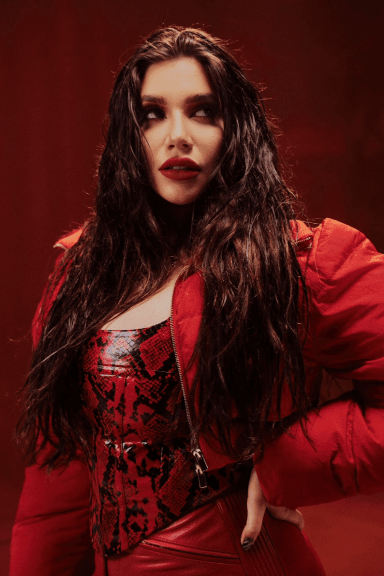 Naíza regresa con Perdóname (un tema con fusión de sonidos)