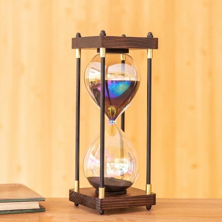 Decorando con relojes de arena: Un toque clásico y atemporal