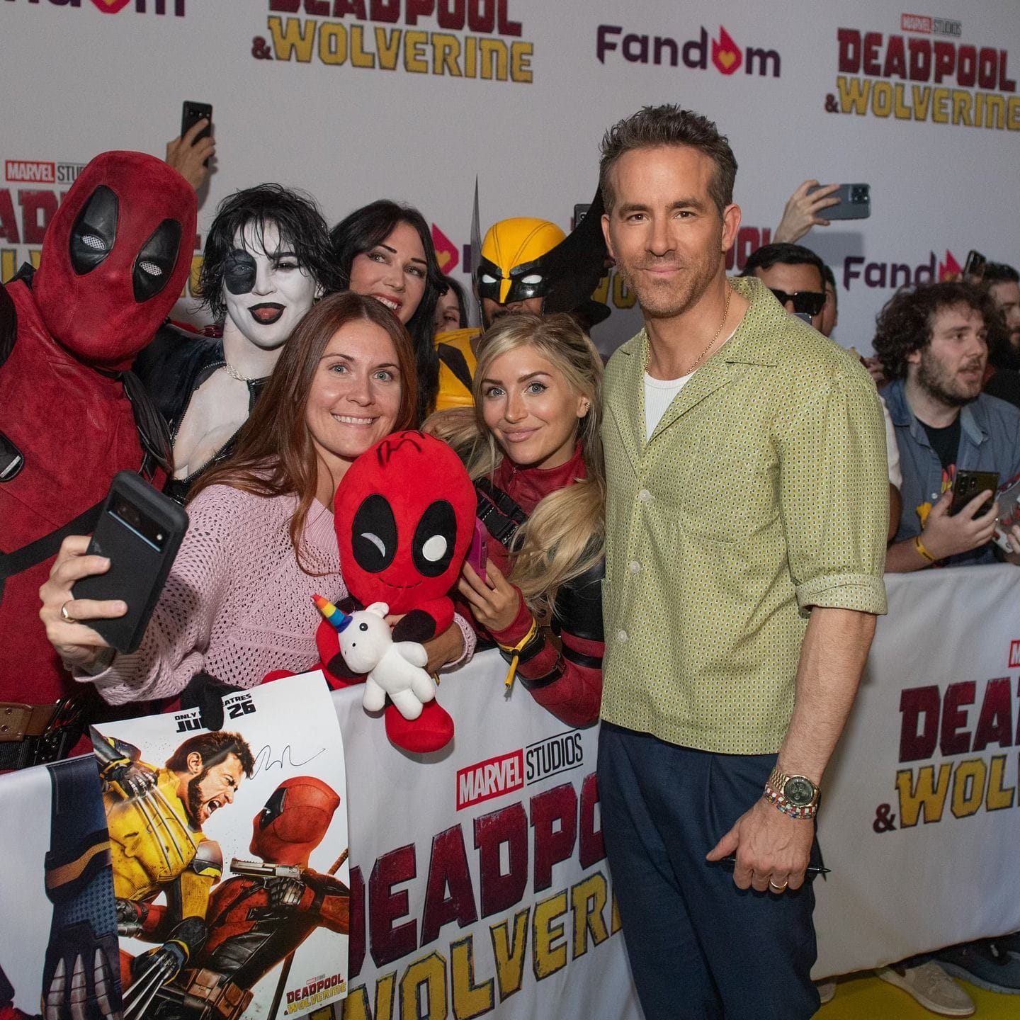 Ryan Reynolds: Más que un héroe, un magnate de los negocios